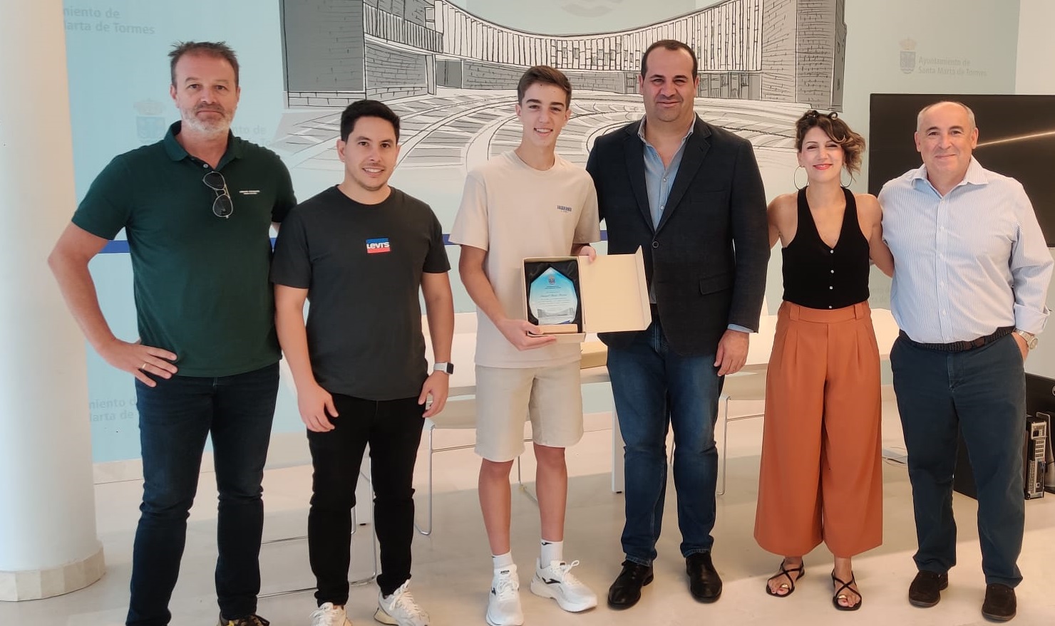 El alcalde recibe a Samuel Rivas, doble campeón de España, de Europa y ...